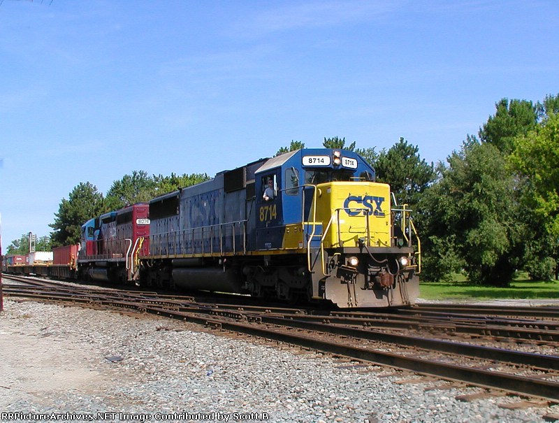 CSX 8714 Q272 10:50 A.M.